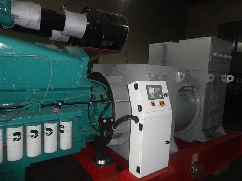 3 Phase Industrial Diesel Generators 1000KW With 6300V High Voltage ...